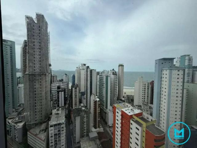 Apartamento para Venda em Balneário Camboriú/SC Centro 4 Quartos