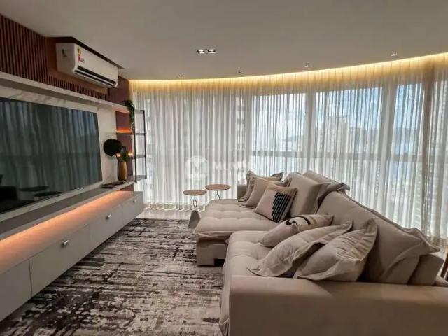 Apartamento para Venda em Balneário Camboriú/SC Centro 4 Quartos