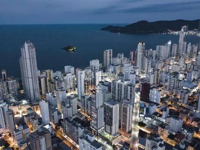Apartamento para Venda em Balneário Camboriú/SC Centro 4 Quartos