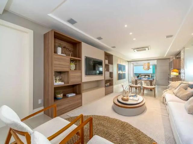 Apartamento para Venda em Balneário Camboriú/SC Centro 4 Quartos