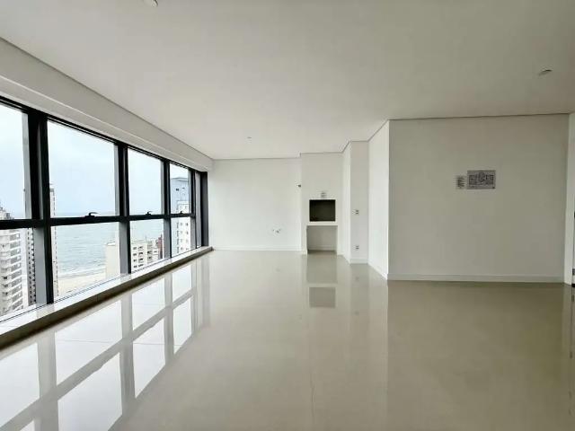 Apartamento para Venda em Balneário Camboriú/SC Centro 4 Quartos