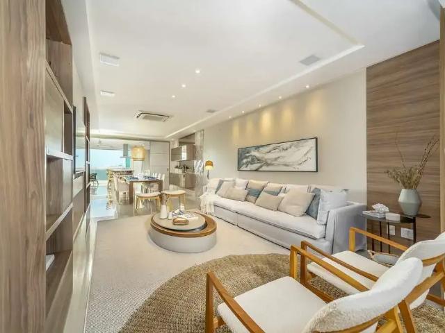 Apartamento para Venda em Balneário Camboriú/SC Centro 4 Quartos