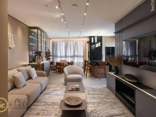Apartamento para Venda em Balneário Camboriú/SC Centro 4 Quartos