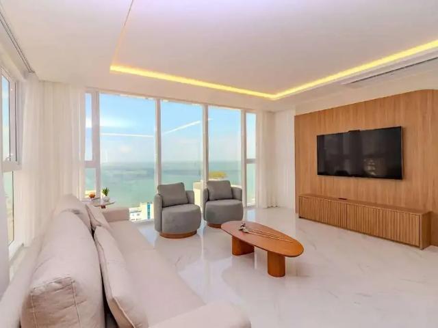 Apartamento para Venda em Balneário Camboriú/SC Centro 4 Quartos