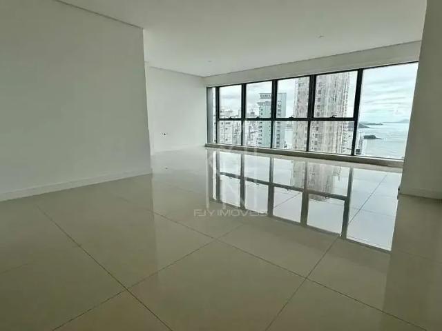 Apartamento para Venda em Balneário Camboriú/SC Centro 4 Quartos