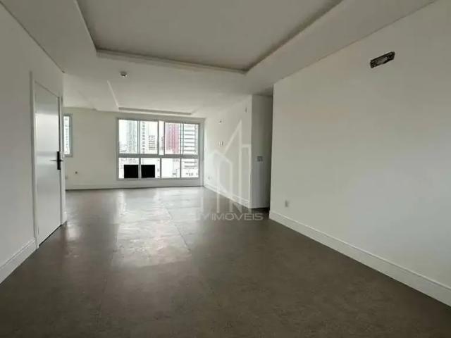 Apartamento para Venda em Balneário Camboriú/SC Centro 4 Quartos