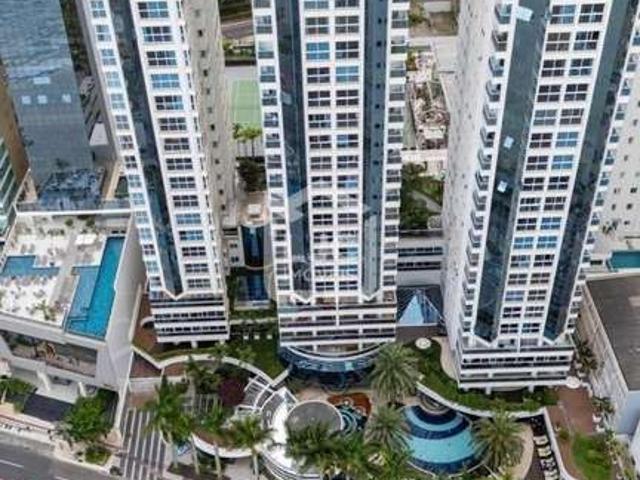 Apartamento para Venda em Balneário Camboriú/SC Centro 5 Quartos