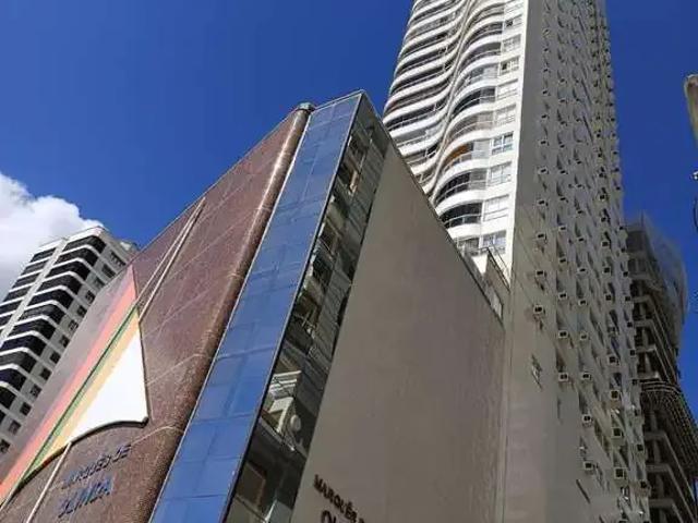 Apartamento para Venda em Balneário Camboriú/SC Centro 5 Quartos
