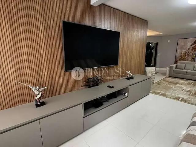 Apartamento para Venda em Balneário Camboriú/SC Centro 5 Quartos