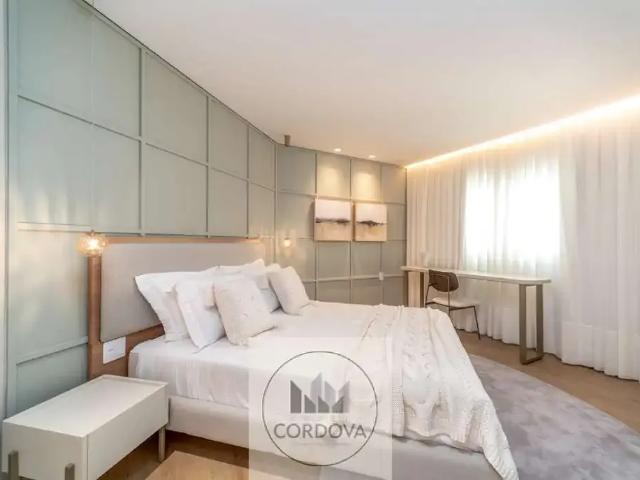 Apartamento para Venda em Balneário Camboriú/SC Centro 5 Quartos