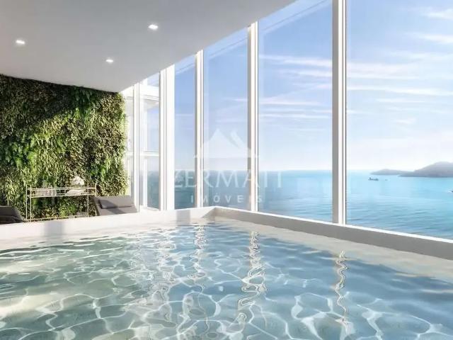 Apartamento para Venda em Balneário Camboriú/SC Centro 5 Quartos