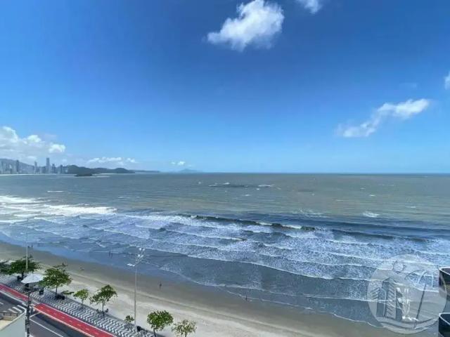 Apartamento para Venda em Balneário Camboriú/SC Centro 5 Quartos