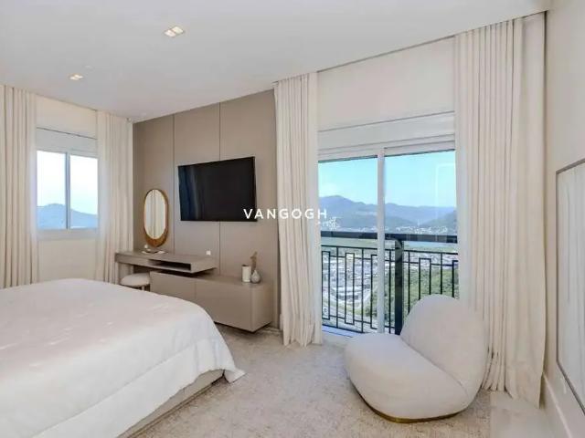 Apartamento para Venda em Balneário Camboriú/SC Centro 5 Quartos