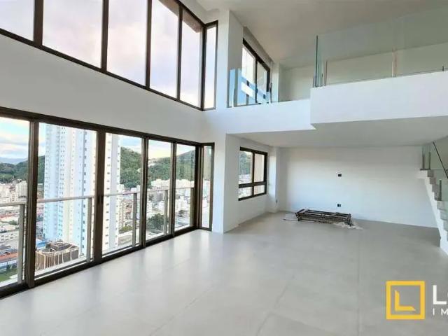 Apartamento para Venda em Balneário Camboriú/SC Centro 5 Quartos