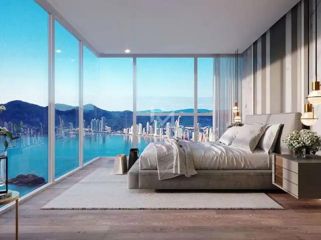 Apartamento para Venda em Balneário Camboriú/SC Centro 5 Quartos