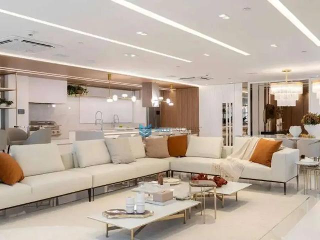 Apartamento para Venda em Balneário Camboriú/SC Centro 5 Quartos