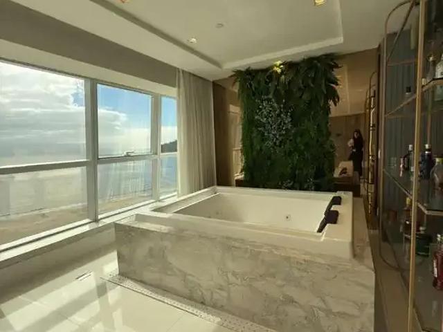 Apartamento para Venda em Balneário Camboriú/SC Centro 6 Quartos