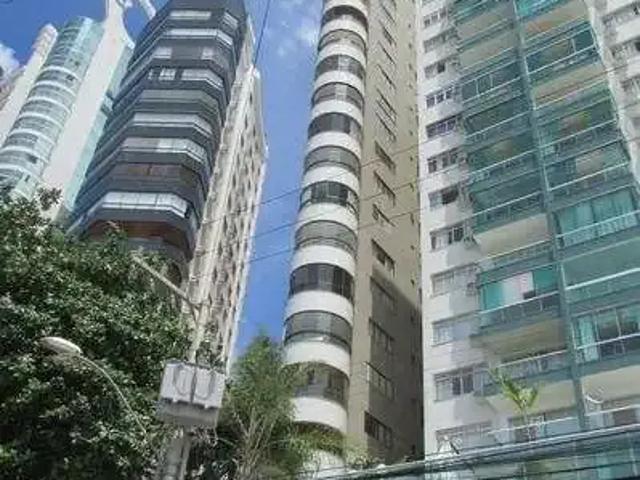 Apartamento para Venda em Balneário Camboriú/SC Centro 6 Quartos