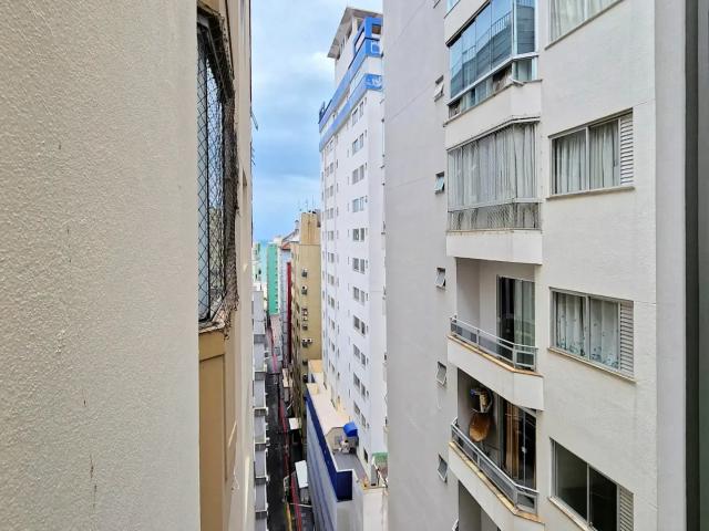 Apartamento para Venda em Balneário Camboriú/SC Centro 1 Quartos