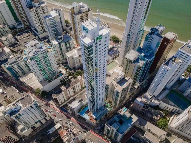 Apartamento para Venda em Balneário Camboriú/SC Centro 2 Quartos