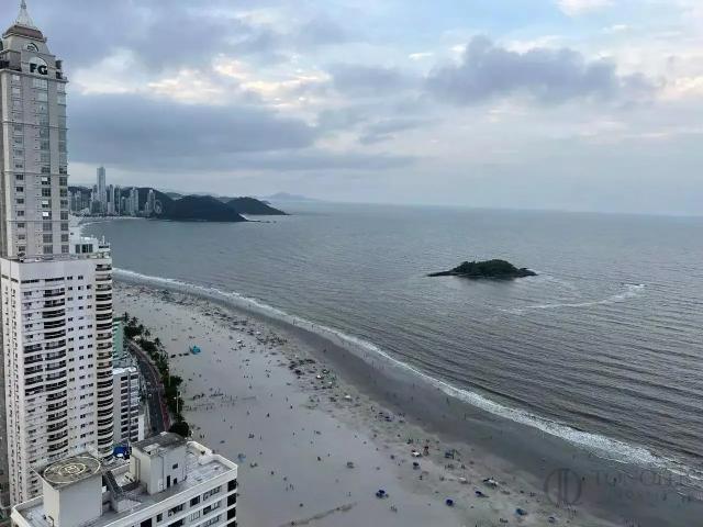 Apartamento para Venda em Balneário Camboriú/SC Centro 2 Quartos