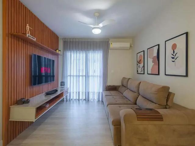 Apartamento para Venda em Balneário Camboriú/SC Centro 2 Quartos