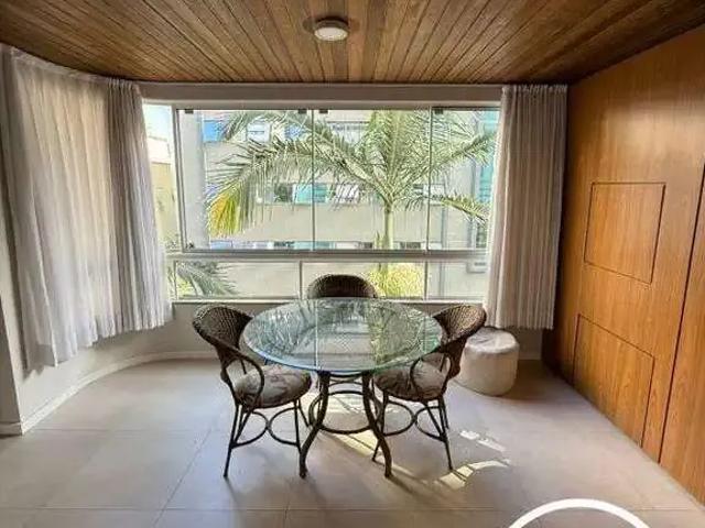 Apartamento para Venda em Balneário Camboriú/SC Centro 2 Quartos