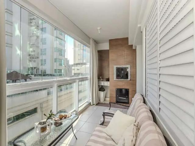 Apartamento para Venda em Balneário Camboriú/SC Centro 2 Quartos