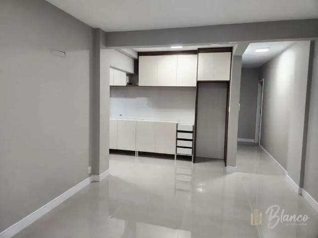Apartamento para Venda em Balneário Camboriú/SC Centro 2 Quartos