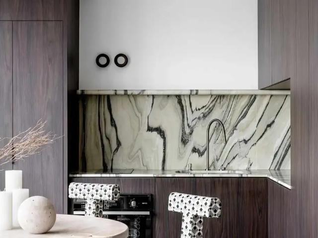 Apartamento para Venda em Balneário Camboriú/SC Centro 2 Quartos