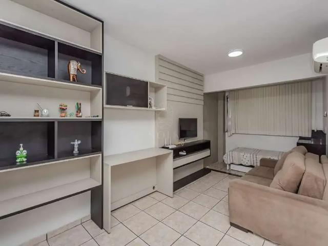 Apartamento para Venda em Balneário Camboriú/SC Centro 2 Quartos