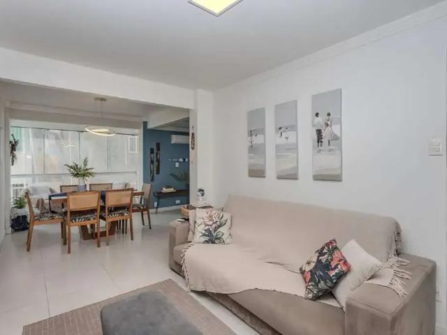 Apartamento para Venda em Balneário Camboriú/SC Centro 2 Quartos