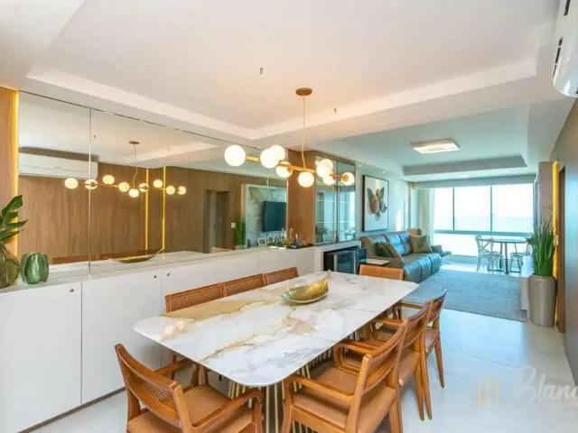 Apartamento para Venda em Balneário Camboriú/SC Centro 2 Quartos