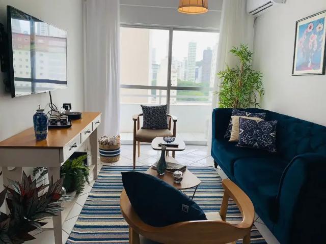 Apartamento para Venda em Balneário Camboriú/SC Centro 2 Quartos