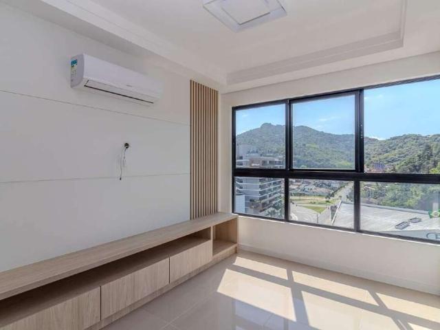 Apartamento para Venda em Balneário Camboriú/SC Centro 2 Quartos