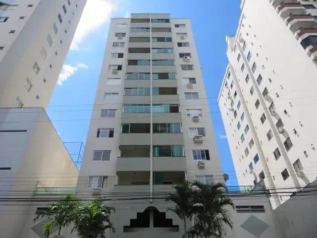 Apartamento para Venda em Balneário Camboriú/SC Centro 2 Quartos