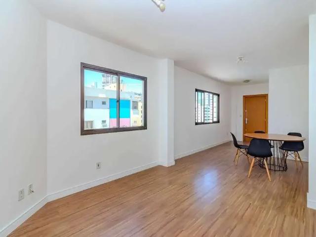 Apartamento para Venda em Balneário Camboriú/SC Centro 2 Quartos