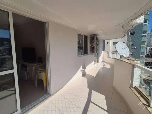 Apartamento para Venda em Balneário Camboriú/SC Centro 2 Quartos