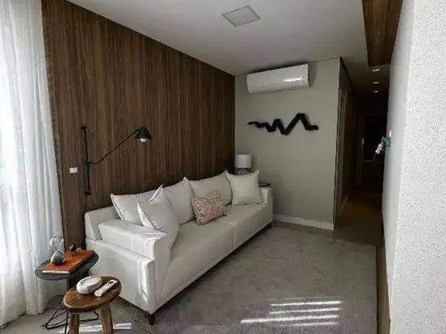 Apartamento para Venda em Balneário Camboriú/SC Centro 2 Quartos