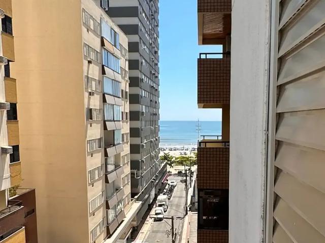 Apartamento para Venda em Balneário Camboriú/SC Centro 2 Quartos