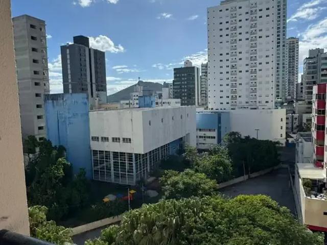 Apartamento para Venda em Balneário Camboriú/SC Centro 2 Quartos