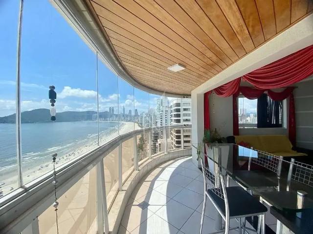 Apartamento para Venda em Balneário Camboriú/SC Centro 2 Quartos