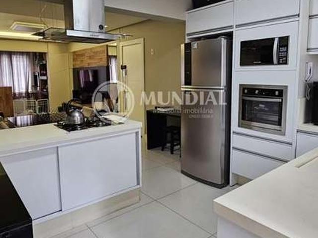 Apartamento para Venda em Balneário Camboriú/SC Centro 2 Quartos