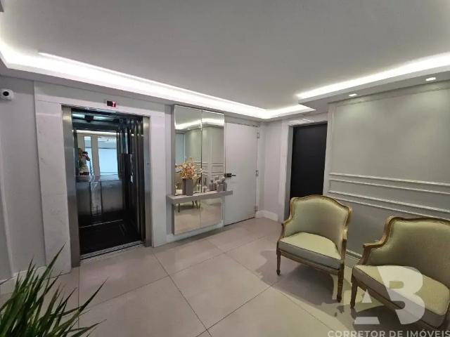 Apartamento para Venda em Balneário Camboriú/SC Centro 2 Quartos