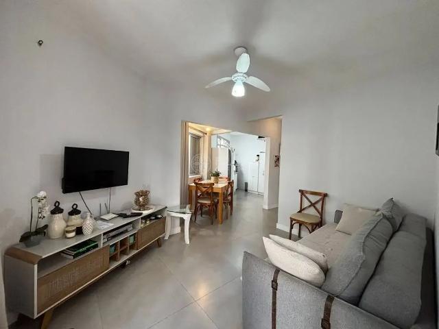 Apartamento para Venda em Balneário Camboriú/SC Centro 2 Quartos