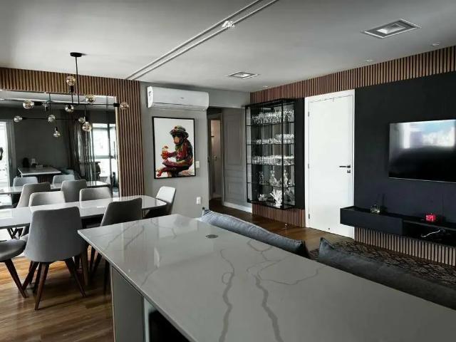 Apartamento para Venda em Balneário Camboriú/SC Centro 2 Quartos