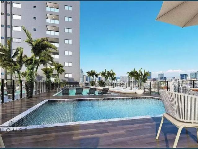 Apartamento para Venda em Balneário Camboriú/SC Centro 2 Quartos