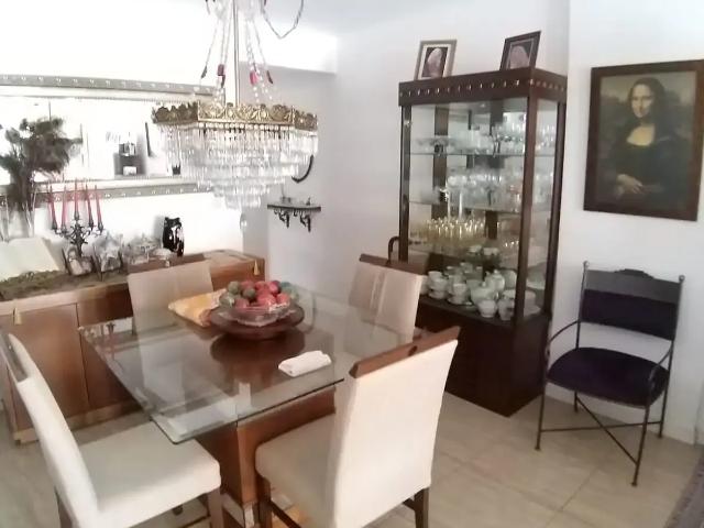 Apartamento para Venda em Balneário Camboriú/SC Centro 2 Quartos