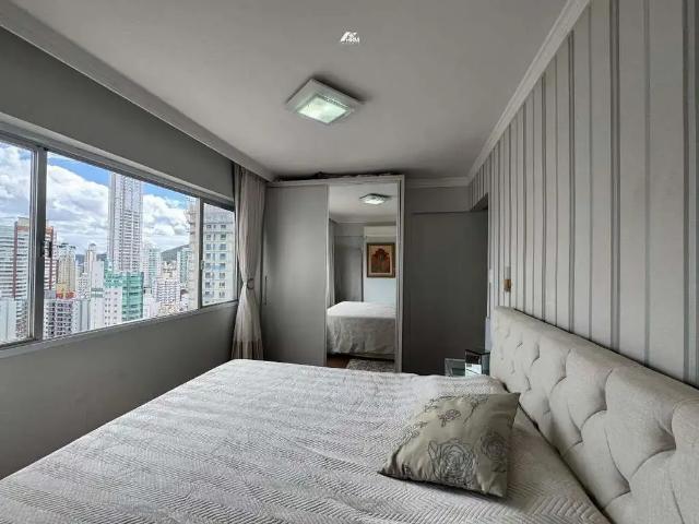Apartamento para Venda em Balneário Camboriú/SC Centro 2 Quartos