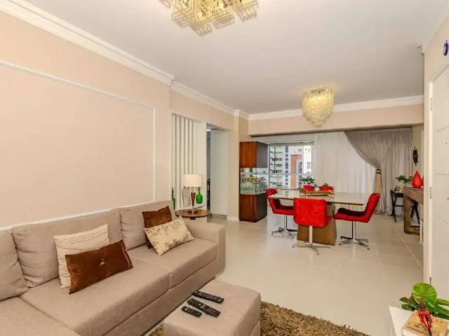 Apartamento para Venda em Balneário Camboriú/SC Centro 2 Quartos